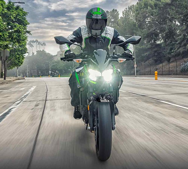 Kawasaki Z400 | 街车 | 街头精灵